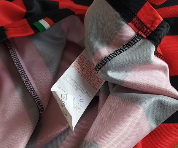 Guía RCS: Cómo diferenciar camisetas originales de réplicas ...